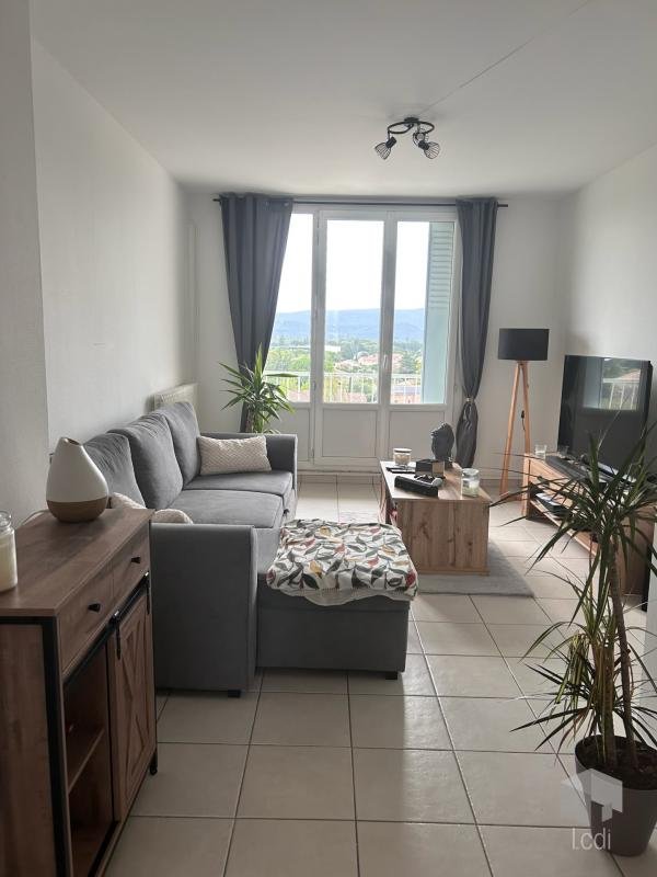 Acheter MONTELIMAR, appartement T3 traversant de 55 m2 de 55m², Montelimar (26200) - LCDI